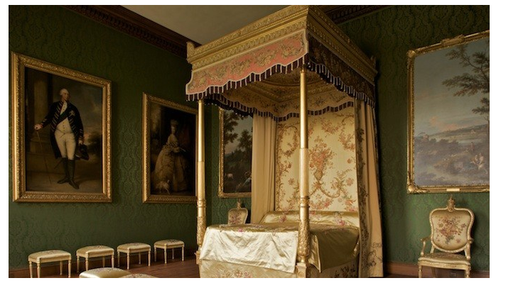 Exhibition | Secrets of the Royal Bedchamber | Enfilade