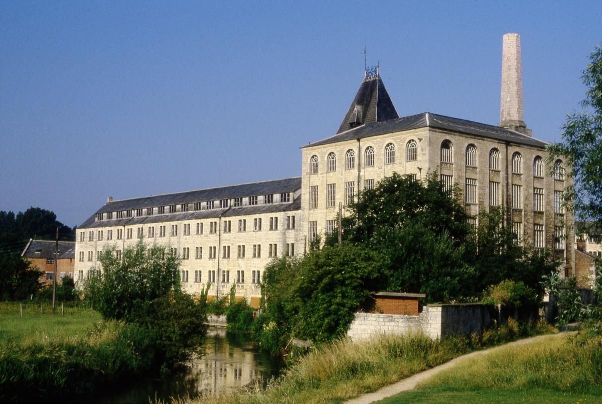 Exhibition | Cathedral of Cloth: Ebley Mill | Enfilade