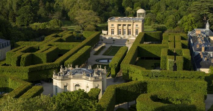 Exhibition | The Petit Trianon during the Empire | Enfilade